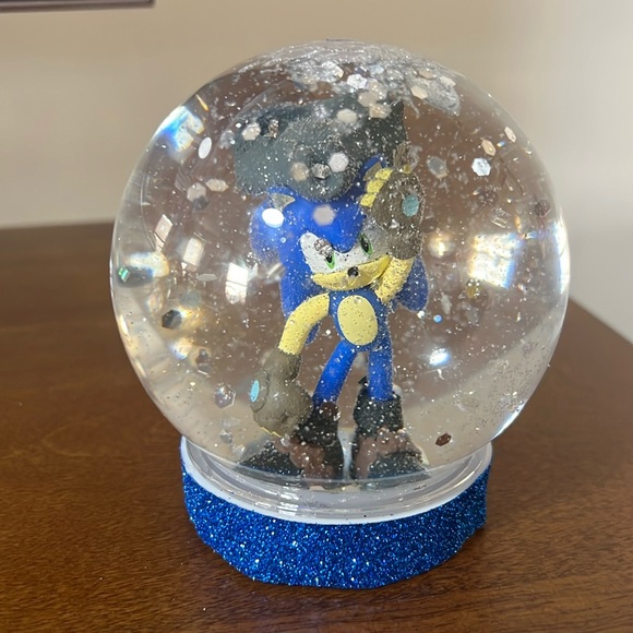 Marvel | Toys | Saga Sonic The Hedgehog Snow Globe | Poshmark